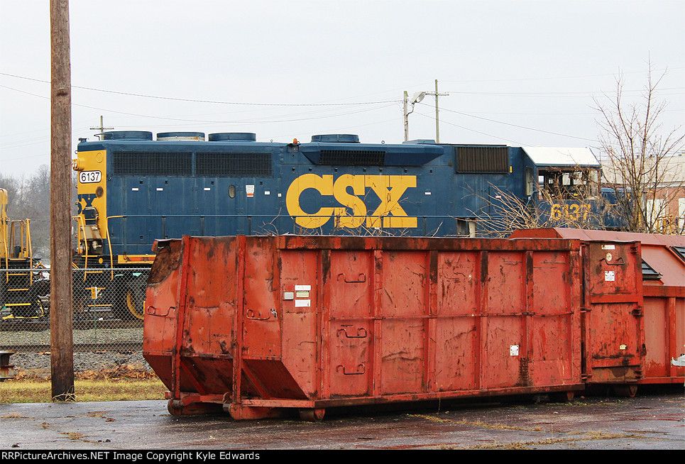 CSX GP40-2 #6137